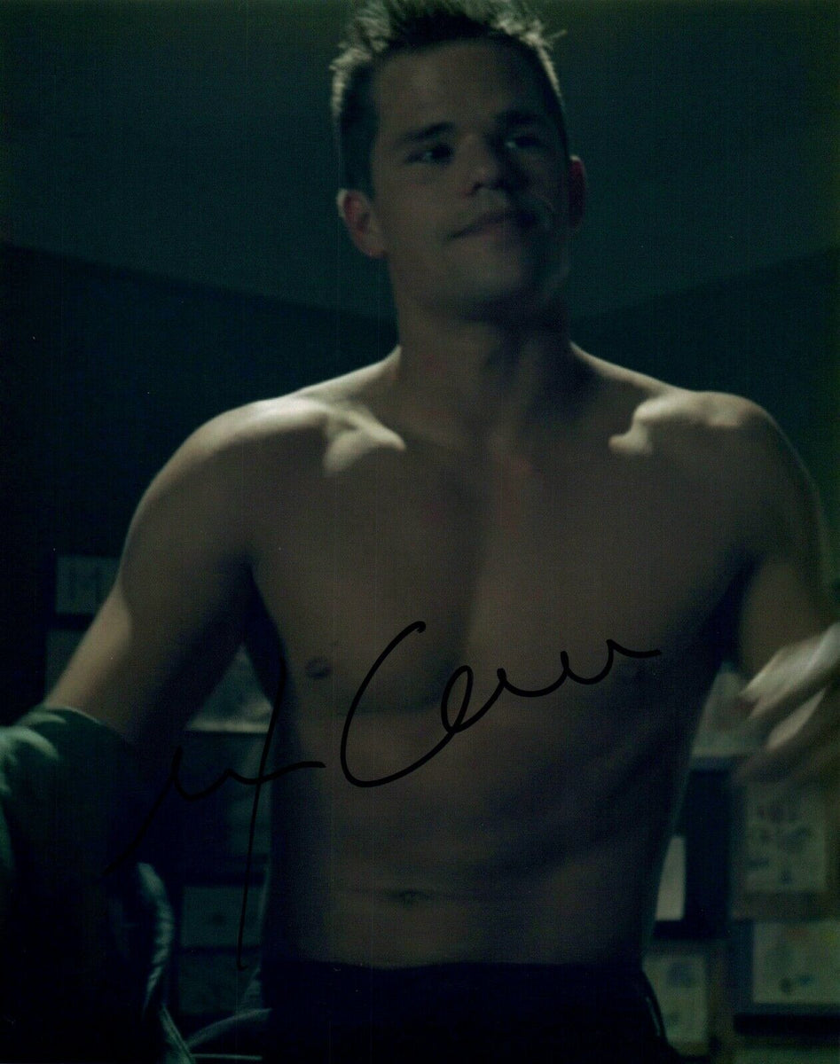 Max Carver Signed Autographed 8x10 Photo TEEN WOLF Hot Shirtless Pose ...